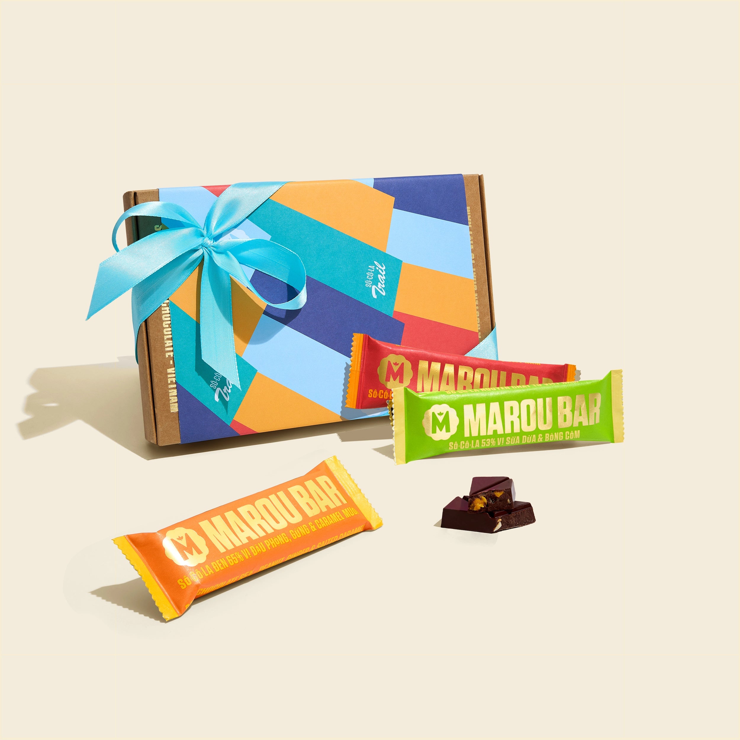 12 Chocolate Snack Bars Gift Box - Chocolate Trail Edition – Maison Marou